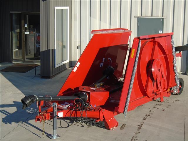 2024 Farm King Y1531-8 15 Ft. Flex Wing Rotary Cutter - Rosenort Motors